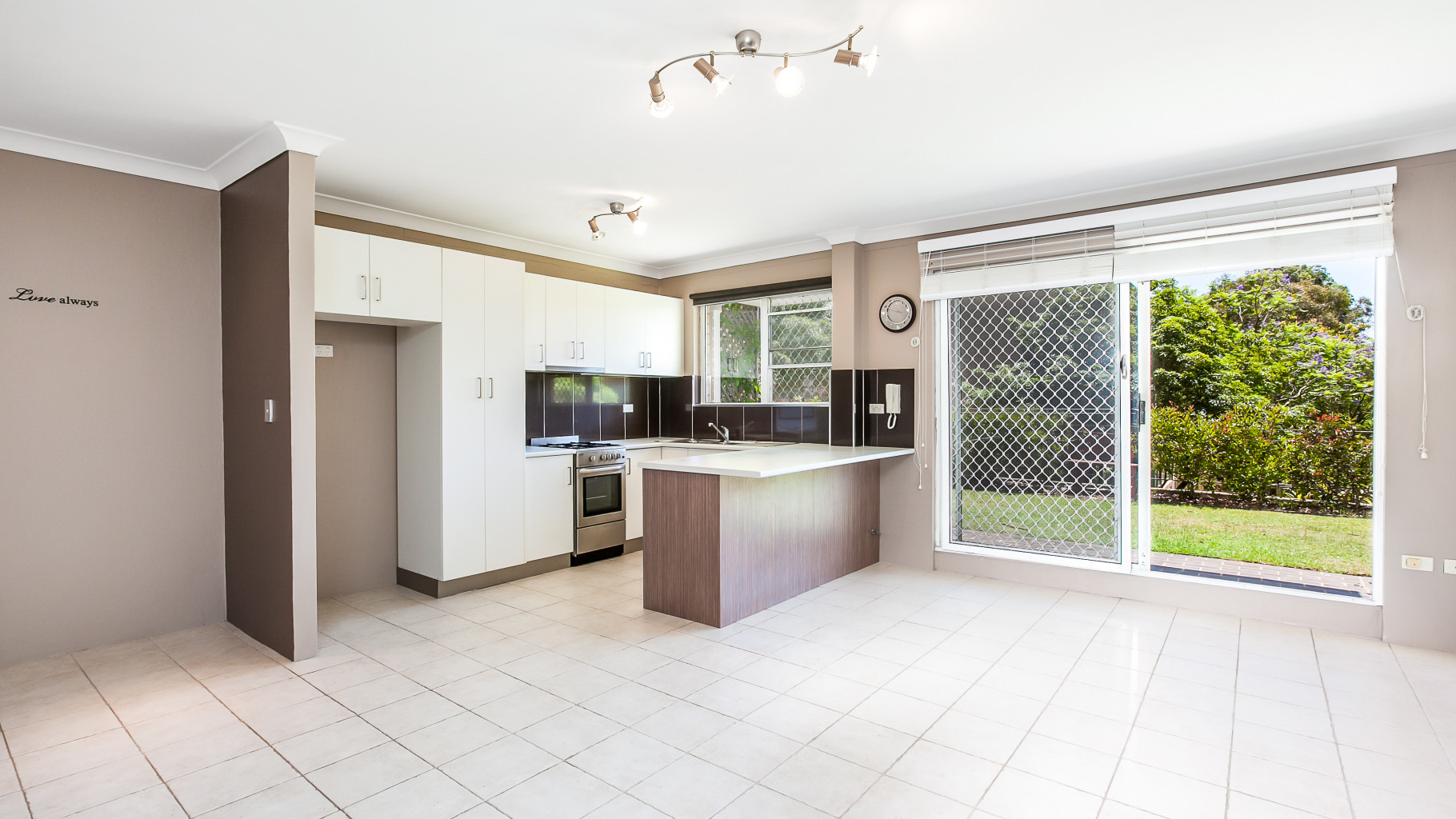 29/67-71 Flora Street, Kirrawee 2232 - Lease - Sanders Property Agents